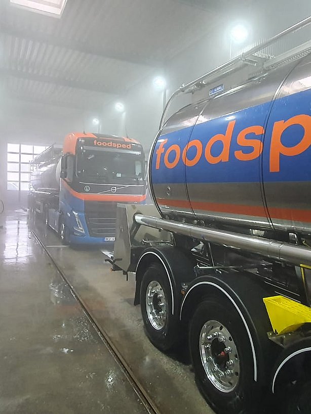 Food tanker transportation - 10 reasons for Foodsped